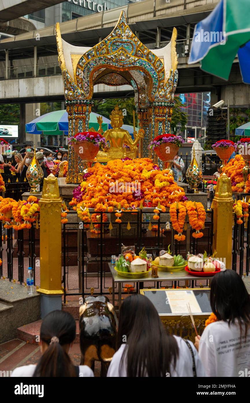 Grand hyatt erawan hi-res stock photography and images - Alamy