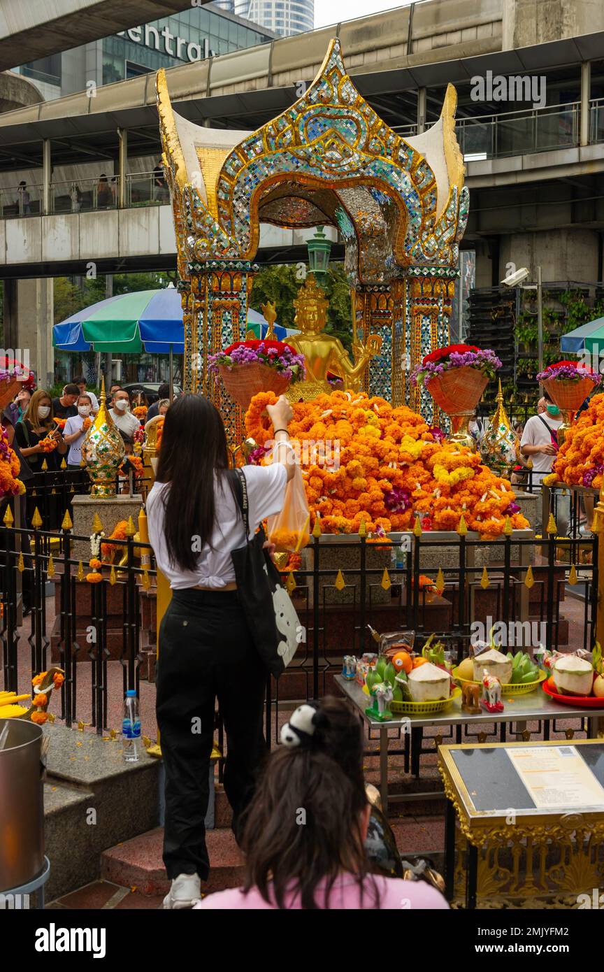 The Erawan Shrine Bangkok, Thailand Stock Photo - Alamy