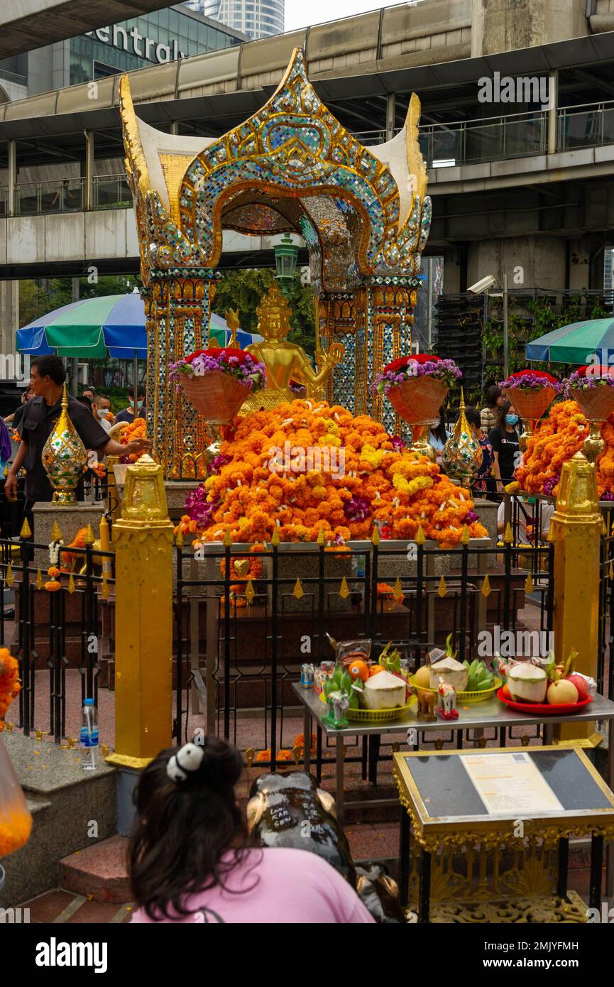The Erawan Shrine Bangkok, Thailand Stock Photo - Alamy