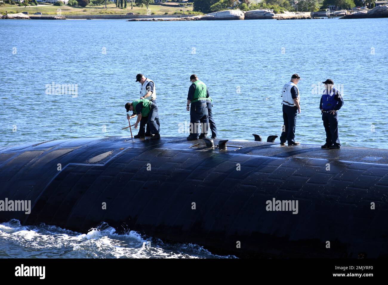 220902-N-GR655-0136 GROTON, Conn. (September 2, 2022) – Sailors ...