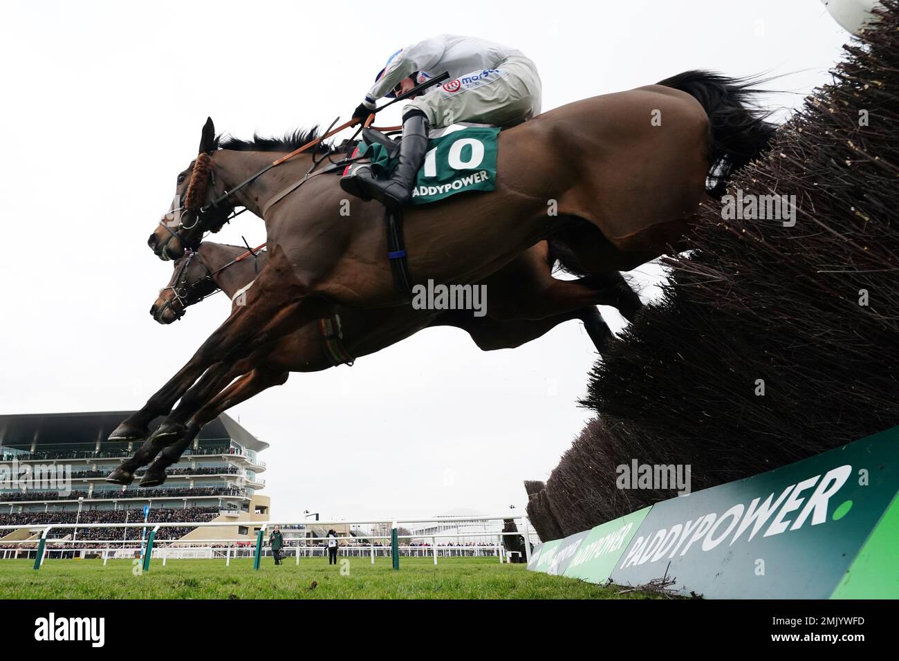 Il Ridoto ridden by Harry Cobden before going on to win the Paddy Power ...