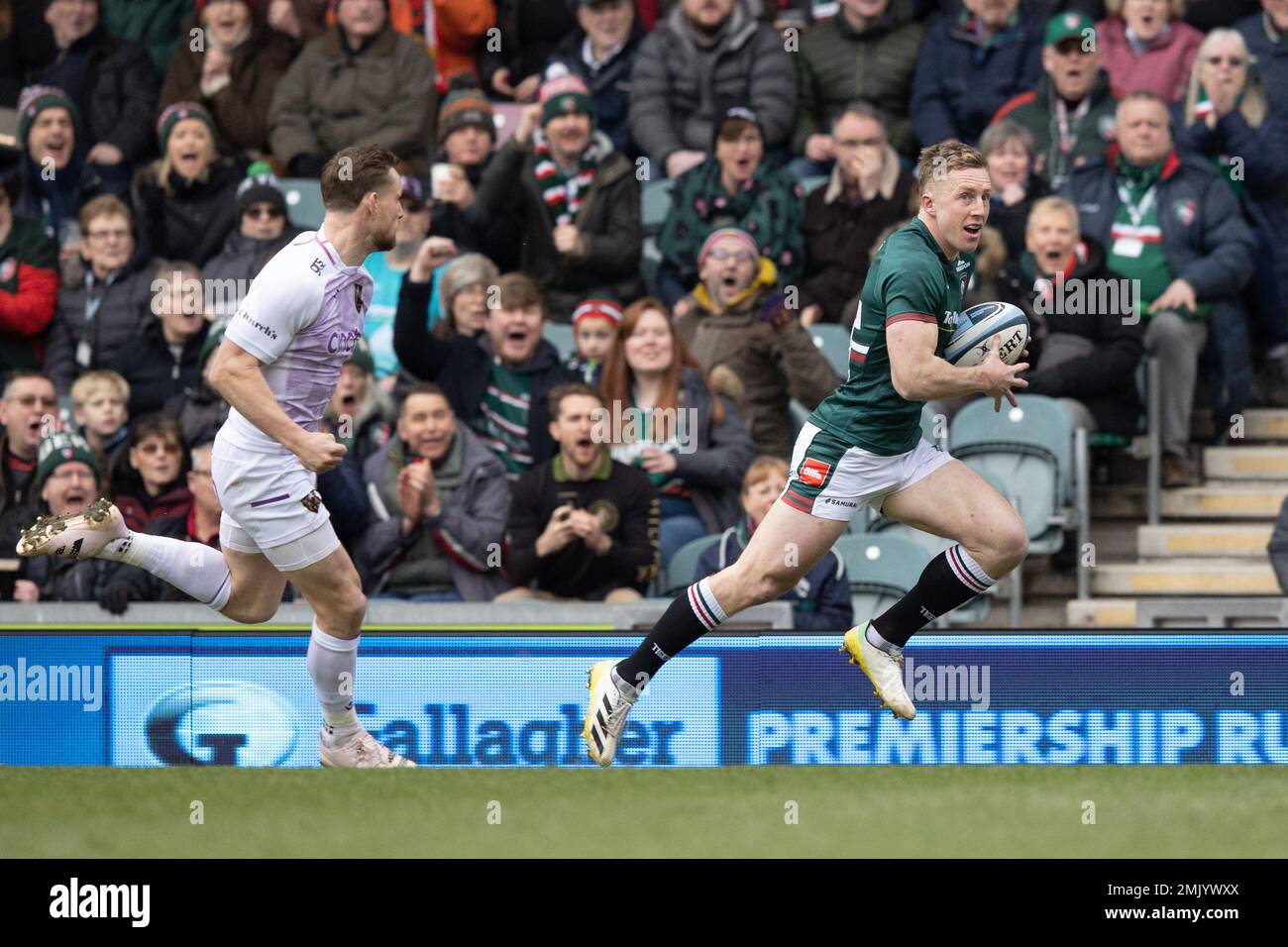 Harry potter of leicester tigers hi-res stock photography and images ...