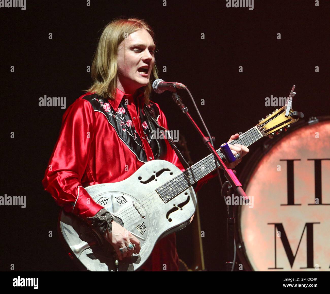 Chris Turpin with Ida Mae performs during the March of the Peaceful ...