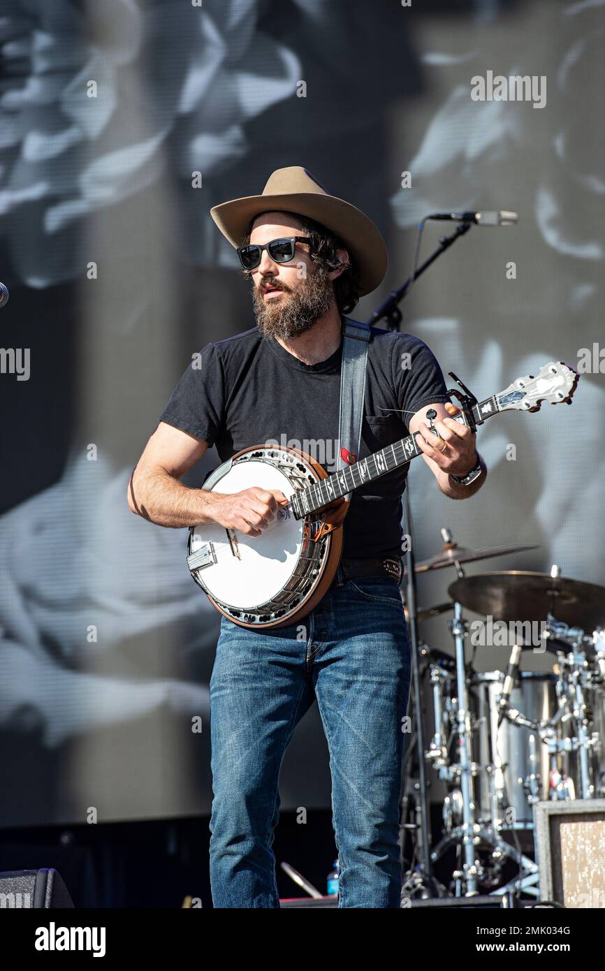 Scott Avett of The Avett Brothers performs on stage at KAABOO Texas at ...