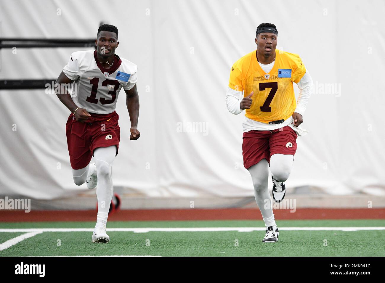 Washington Redskins quarterback Dwayne Haskins Jr. (7) runs on the ...