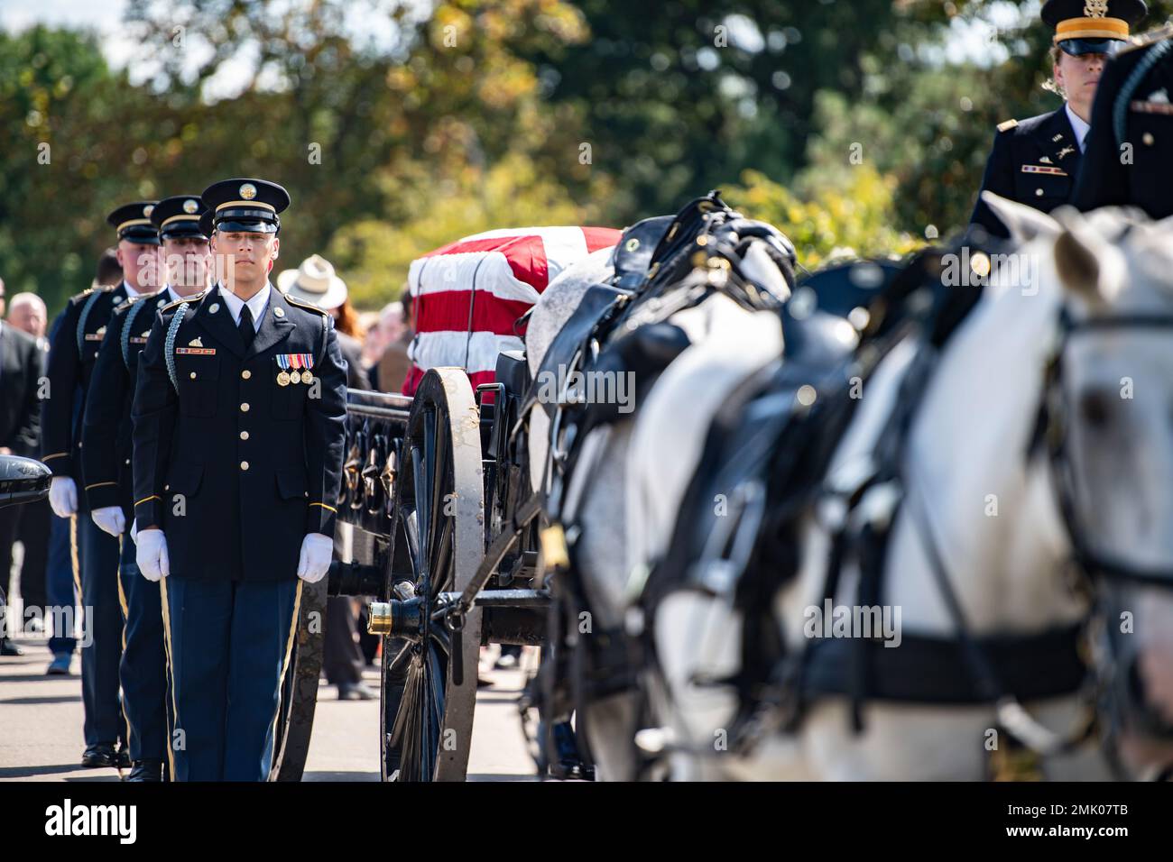 Soldiers from the 3d U.S. Infantry Regiment (The Old Guard), the 3d U.S ...