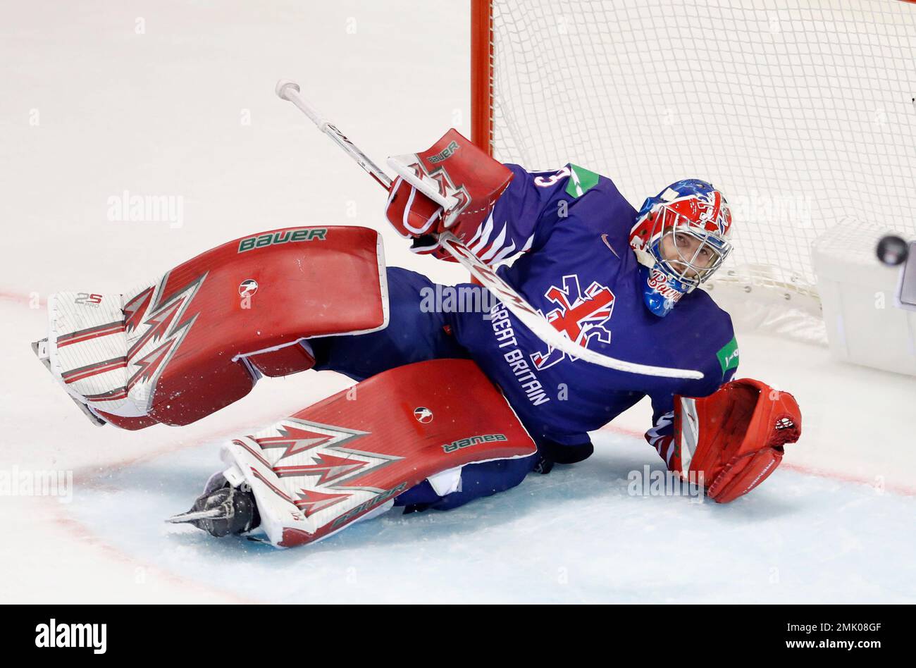 Great Britain's goaltender Ben Bowns eyes the puck during the Ice ...