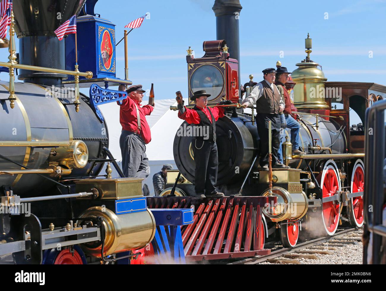 People re-created the historic photo of the meeting of the rails from ...