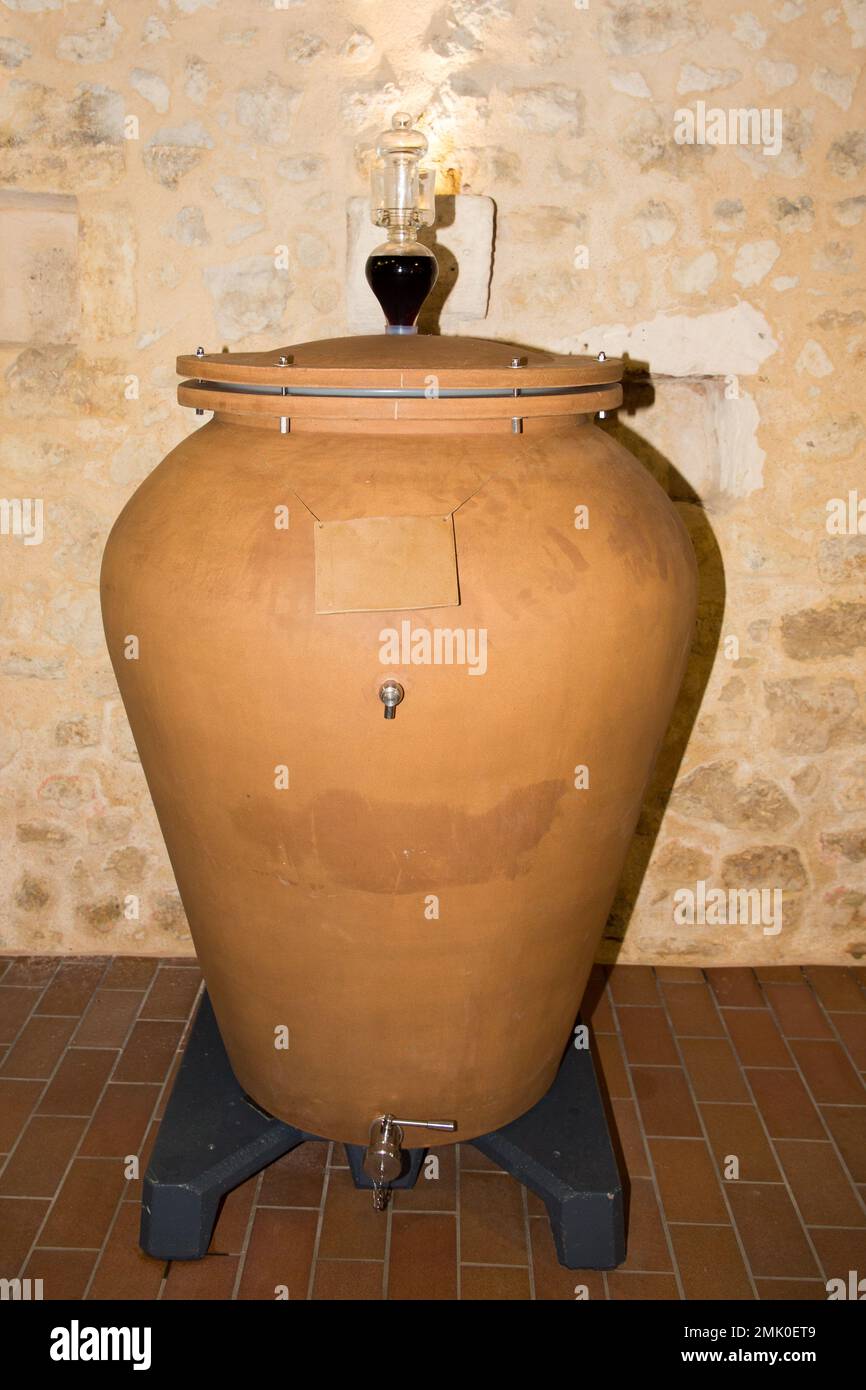 modern Amphora Winemaking terracotta clay Stock Photo - Alamy
