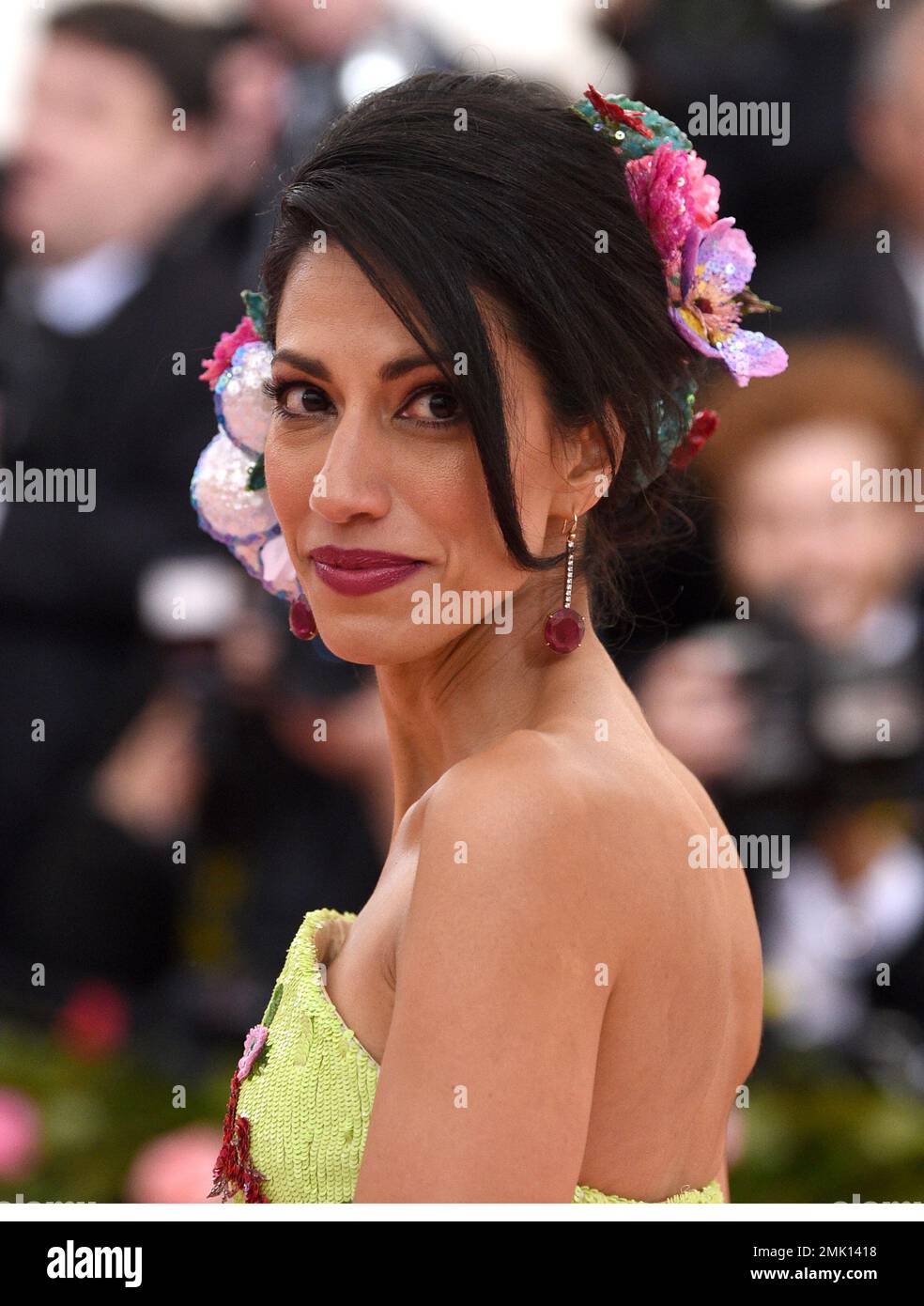 Huma Abedin attends The Metropolitan Museum of Art's Costume Institute ...