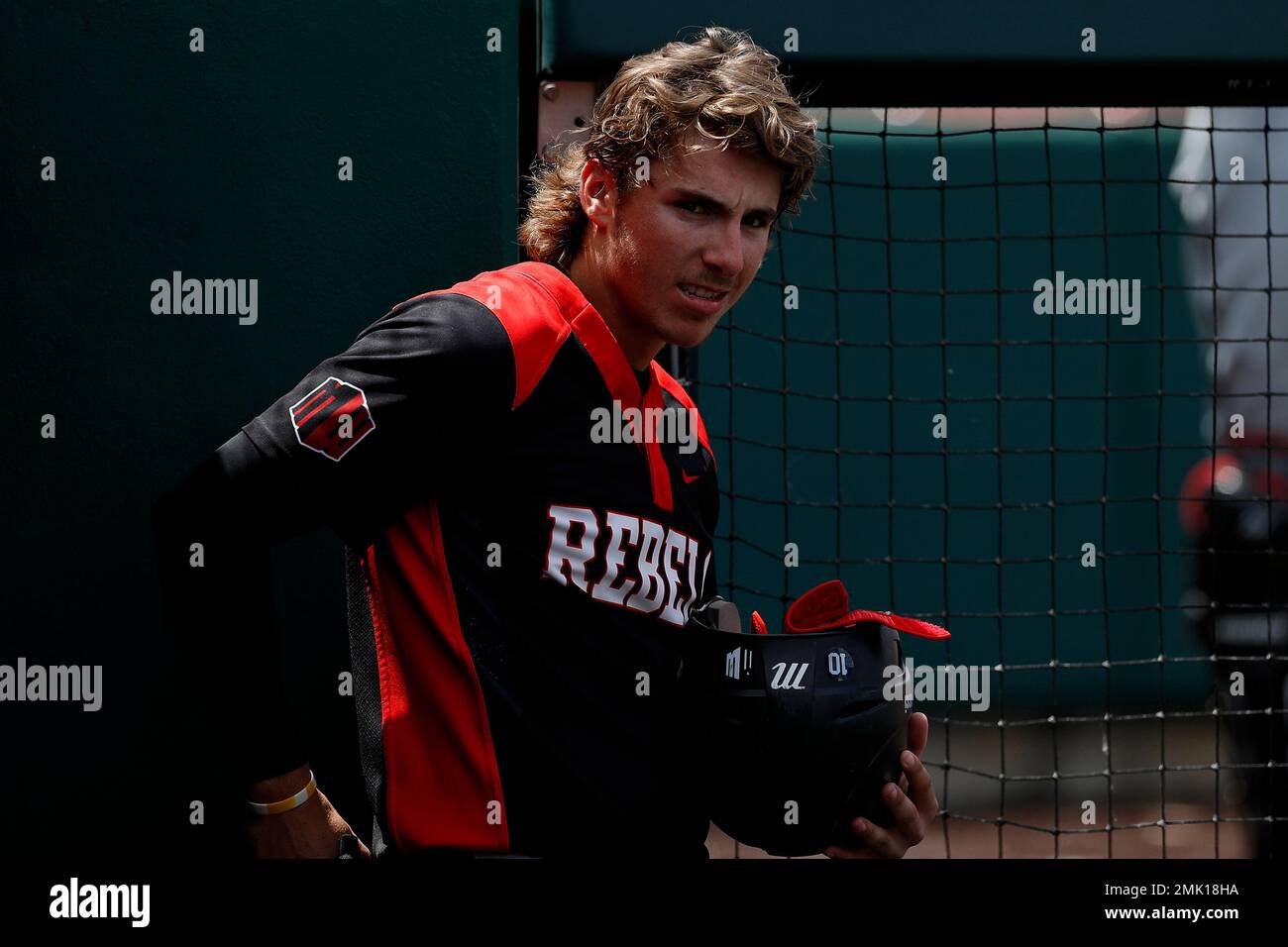 UNLV's Bryson Stott (10) looks on during an UNLV at University of ...