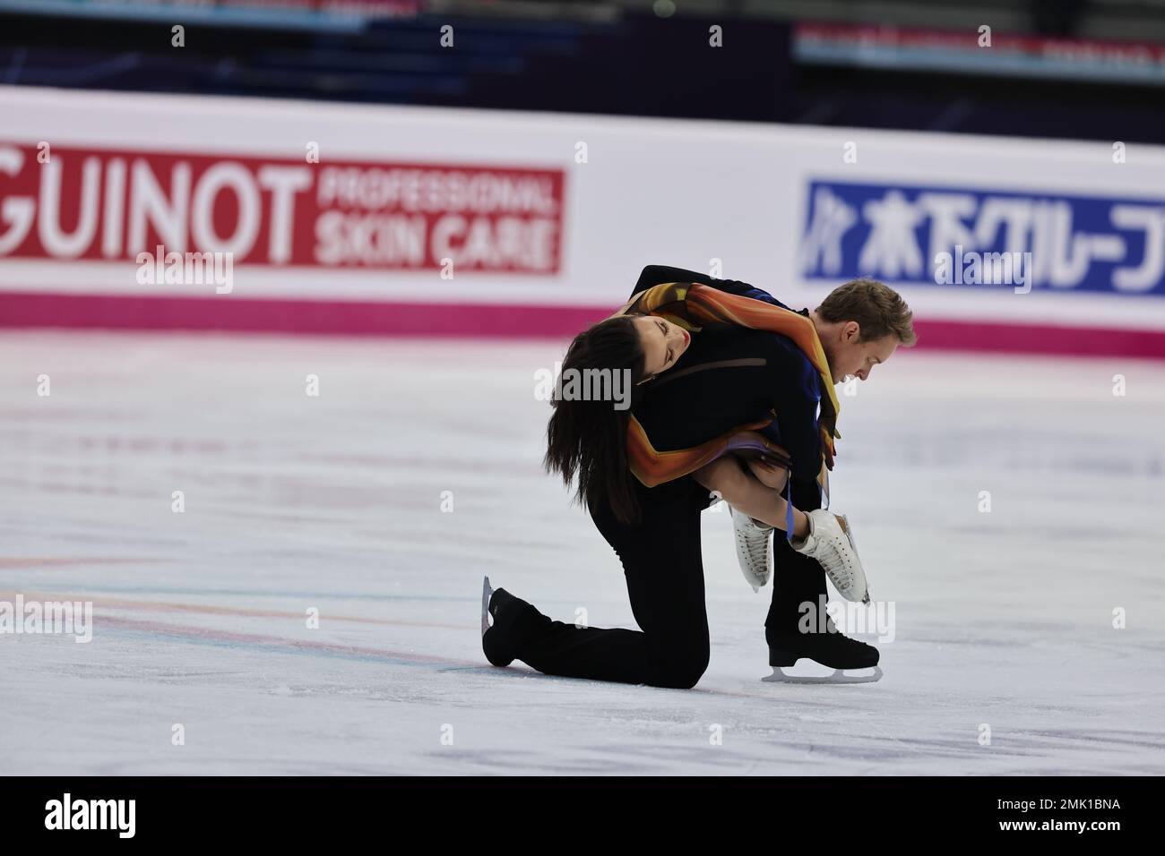 Madison Chock and Evan Bates of United States of America compete during ...