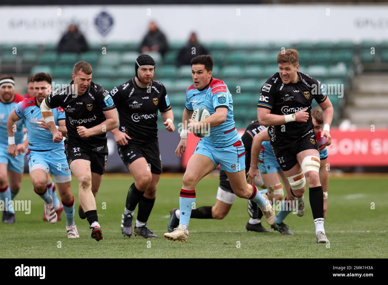Newport, UK. 28th Jan, 2023. Sam Johnson of Glasgow Warriors runs in ...