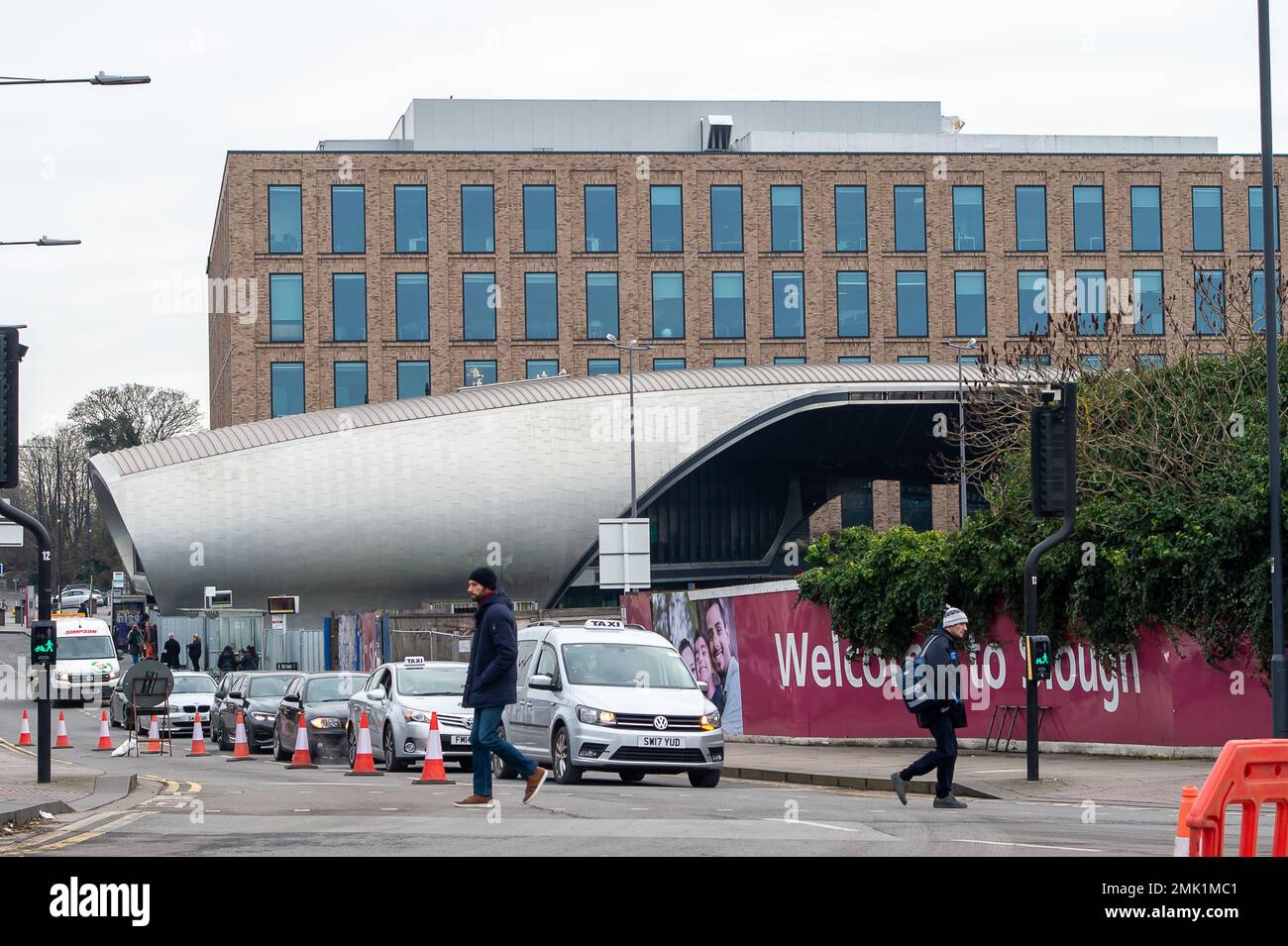 Slough, Berkshire, UK. 28th January, 2023. Slough in Berkshire is ...