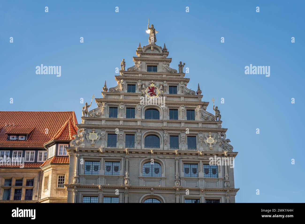 Guild hall renaissance architecture hi-res stock photography and images ...