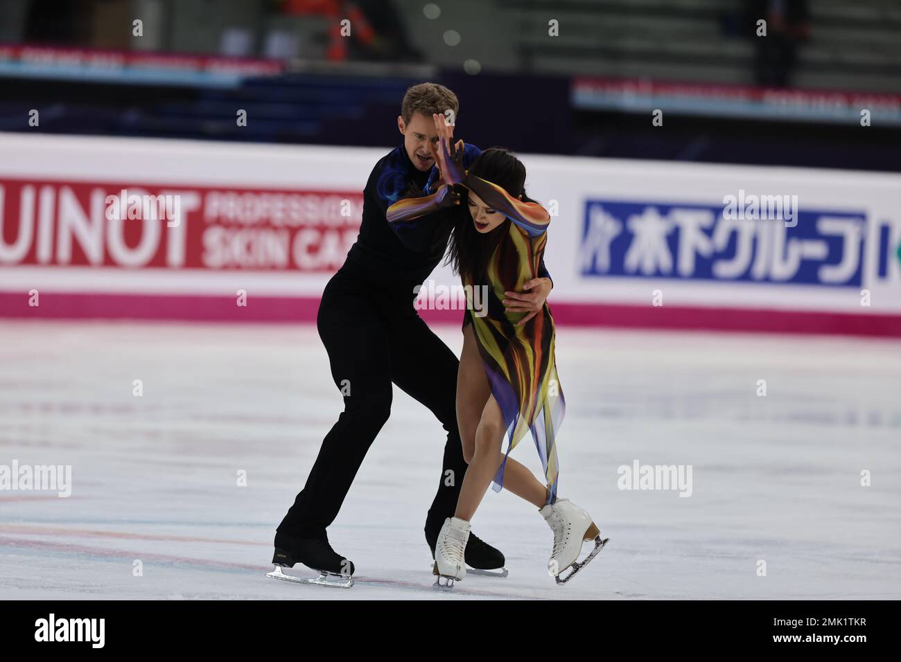 Madison Chock and Evan Bates of United States of America compete during ...