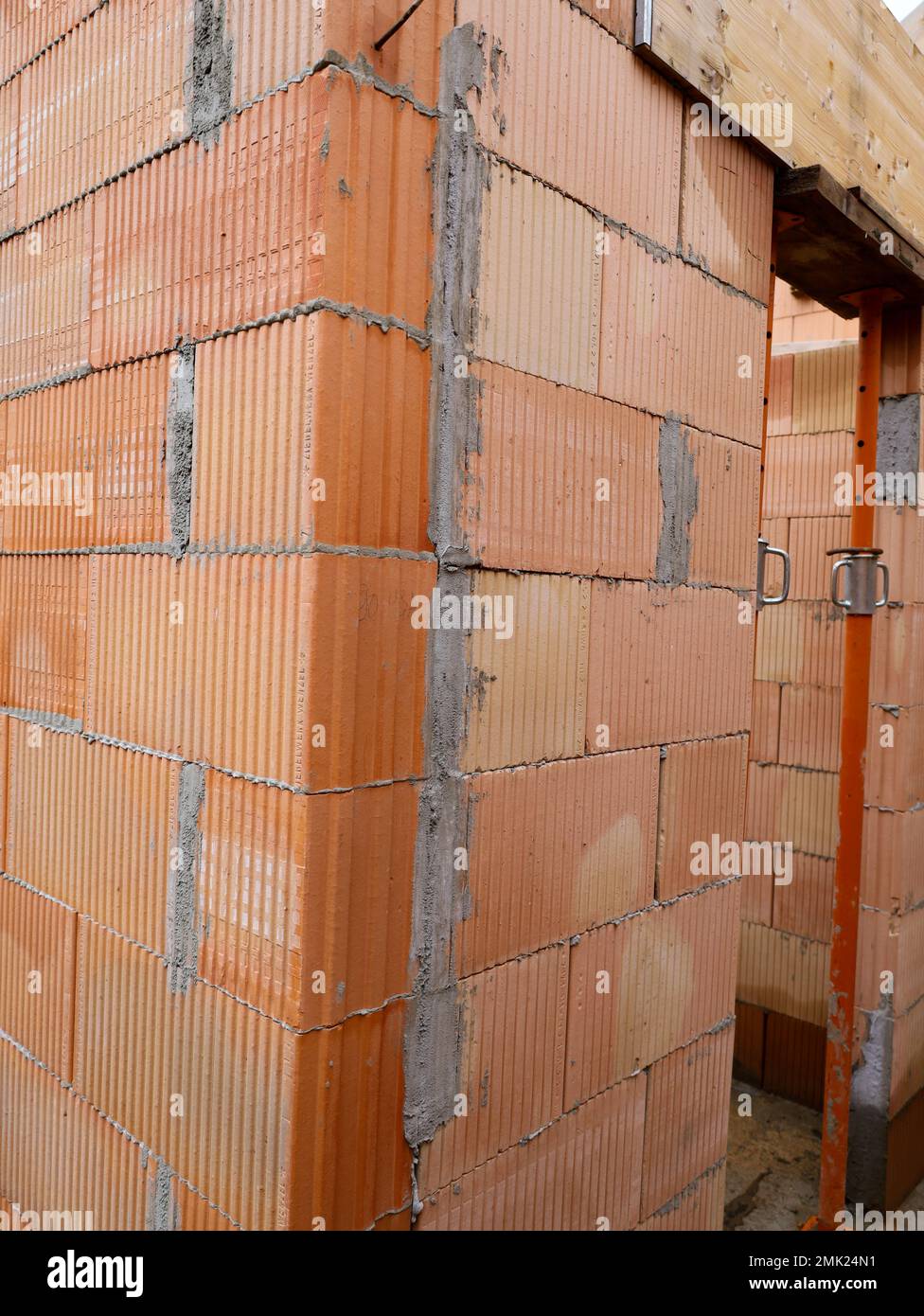 bungle in building a house Stock Photo - Alamy