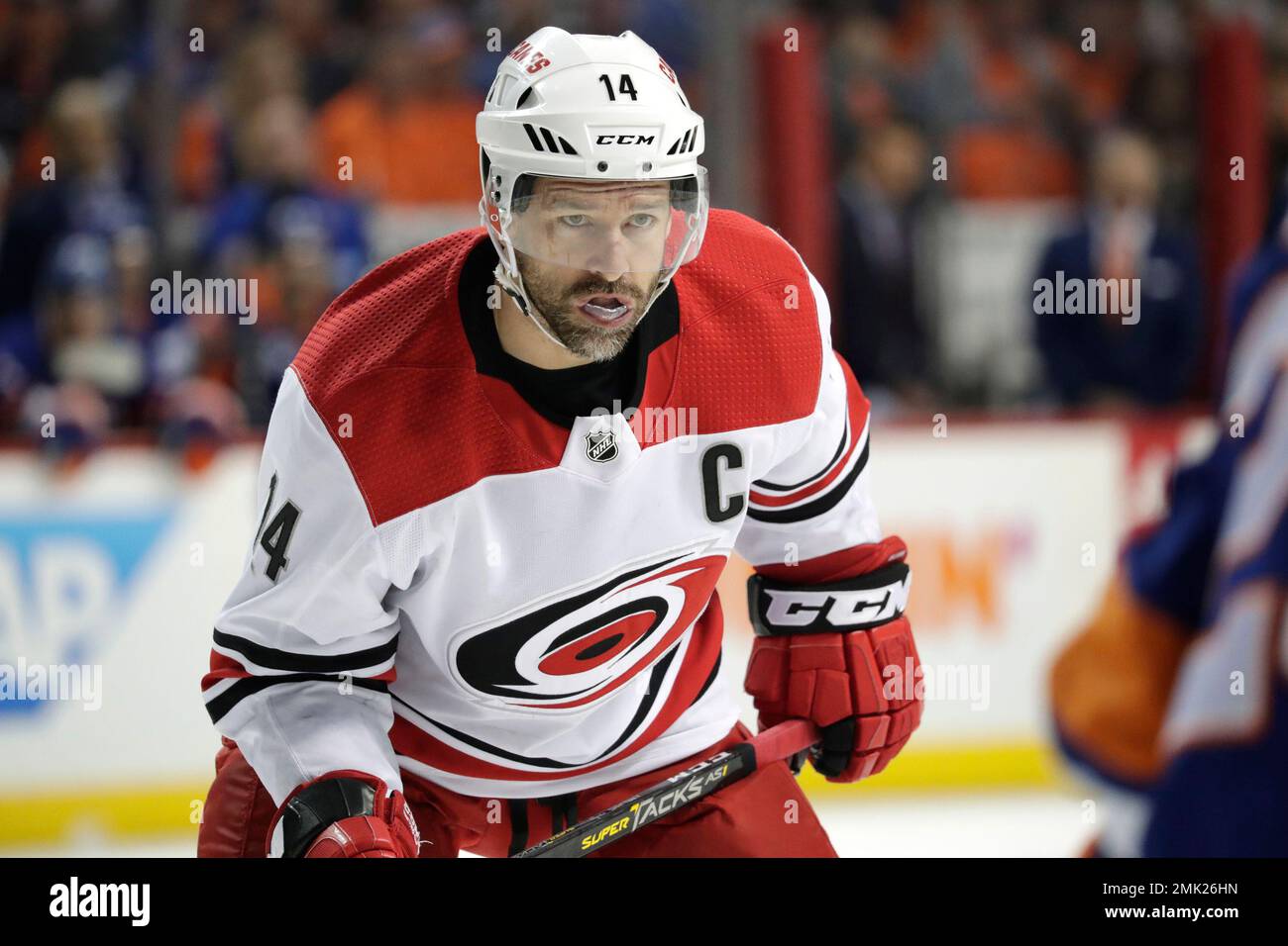 Carolina Hurricanes right wing Justin Williams waits for the puck to ...