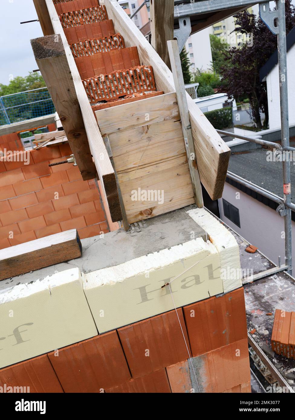 bungle in building a house Stock Photo - Alamy