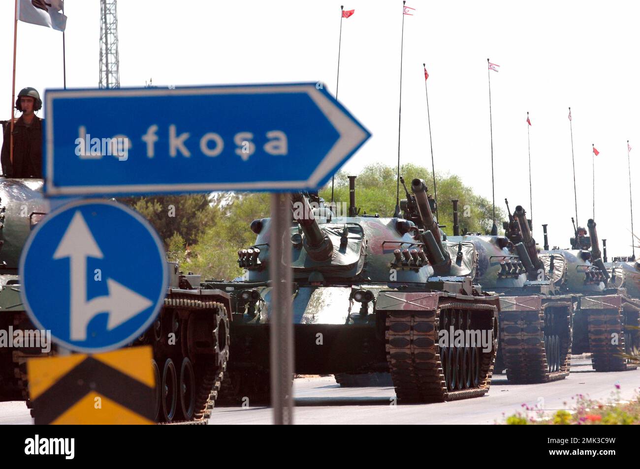 Division geteilt hi-res stock photography and images - Alamy