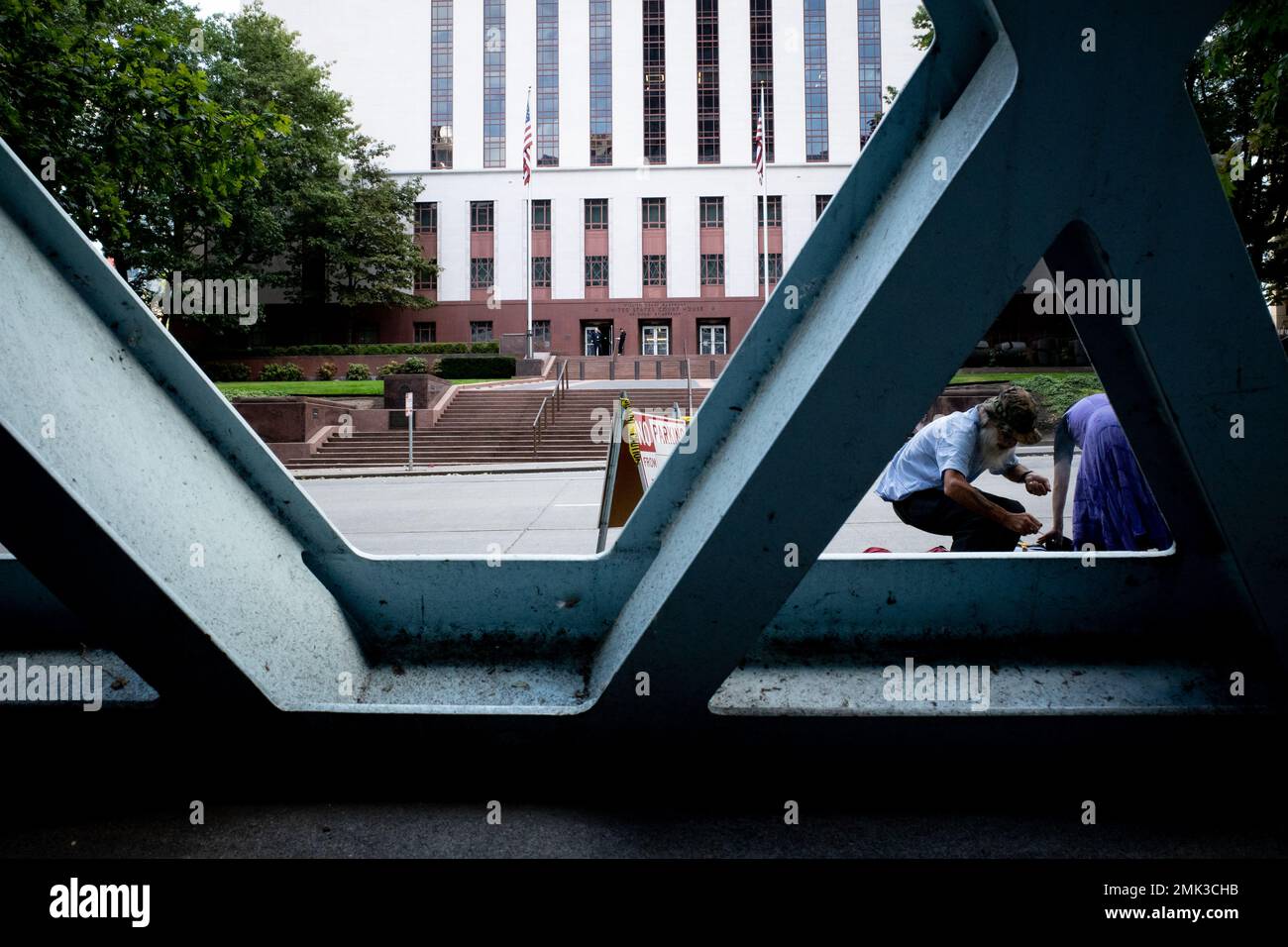 Seattle, USA. 26th Sep, 2022. People outside the Public Library ...