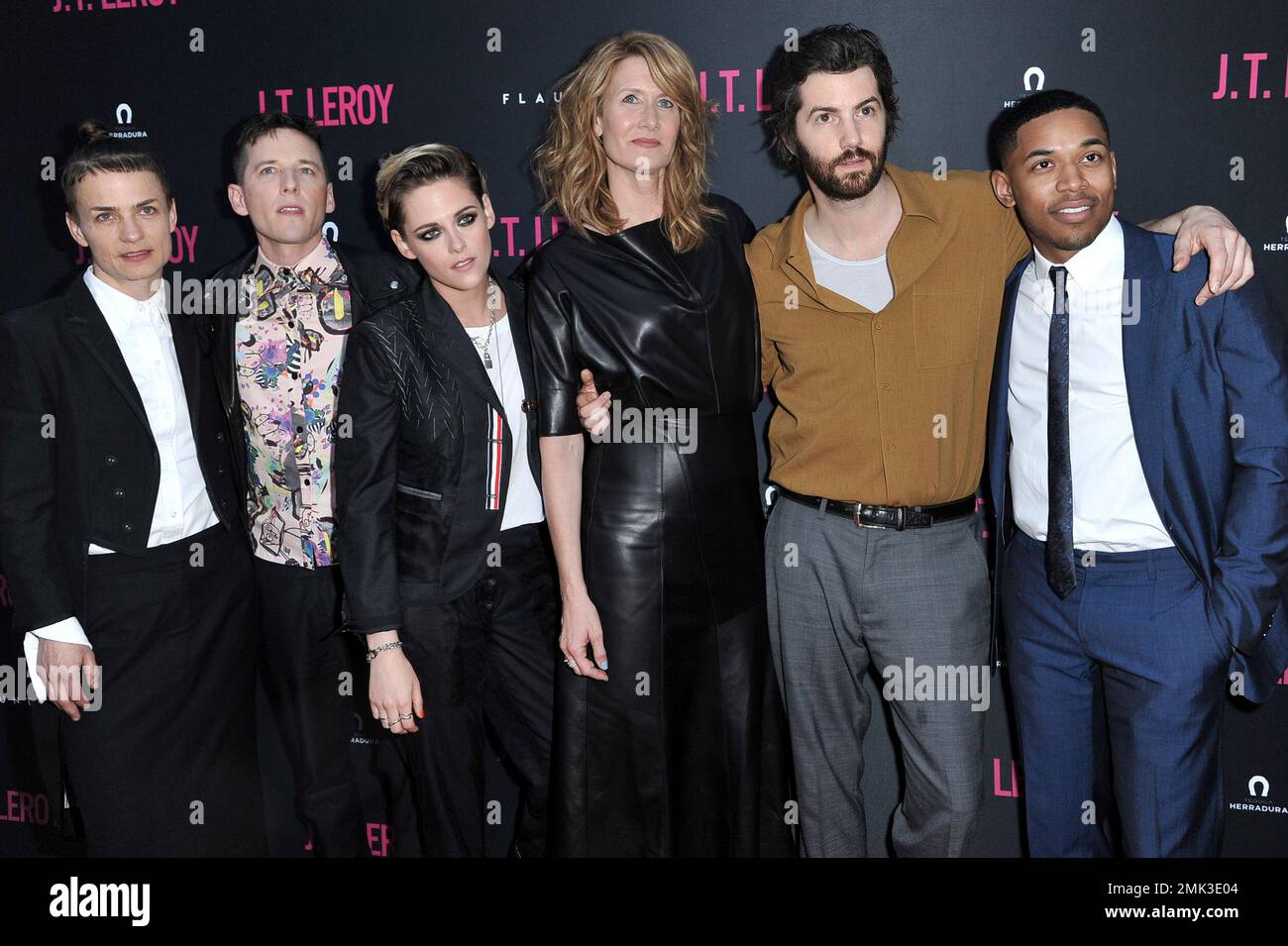 Savannah Knoop, from left, Justin Kelly, Kristen Stewart, Laura Dern ...