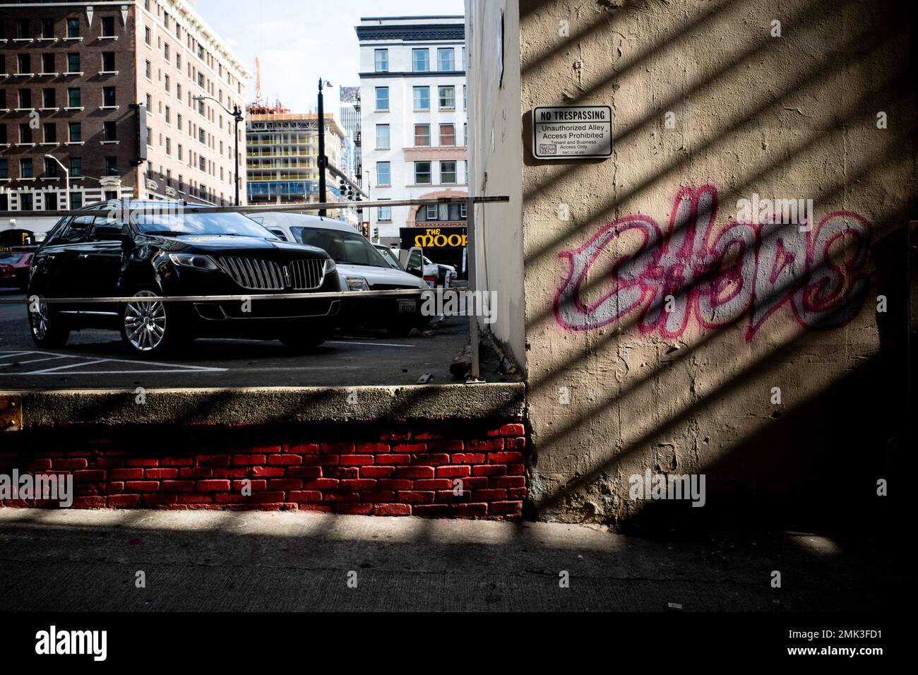 Seattle downtown alleyway hi-res stock photography and images - Alamy