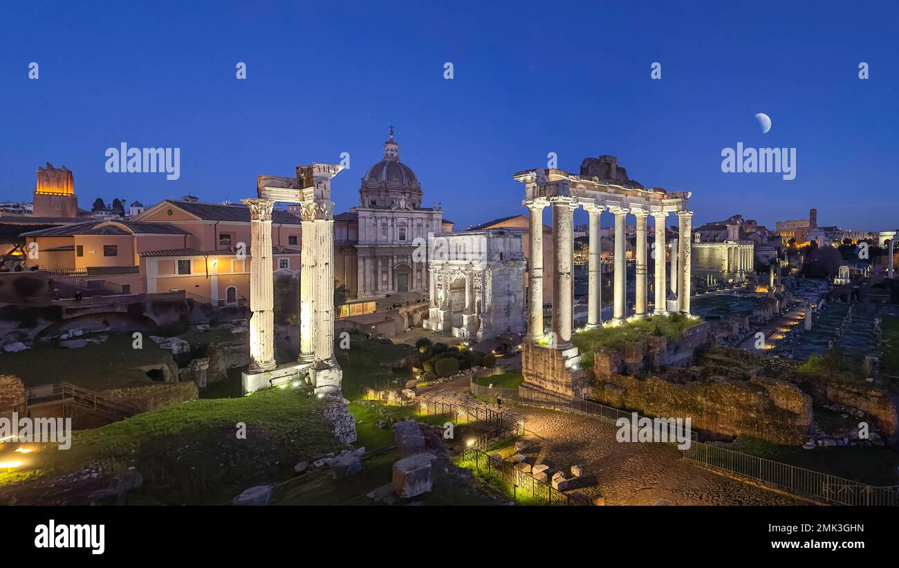 Rome night sky moon hi-res stock photography and images - Alamy