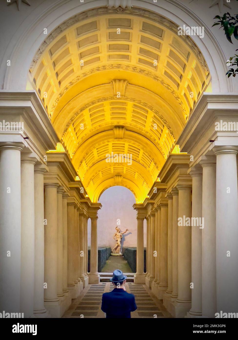 Borromini's trompe-l'œil masterpiece of the false perspective in the ...