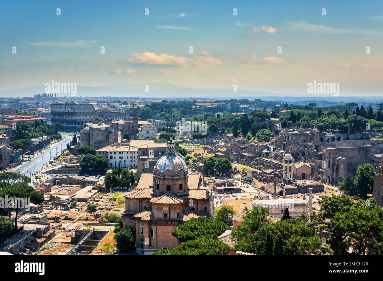 Foro romano aerial hi-res stock photography and images - Alamy
