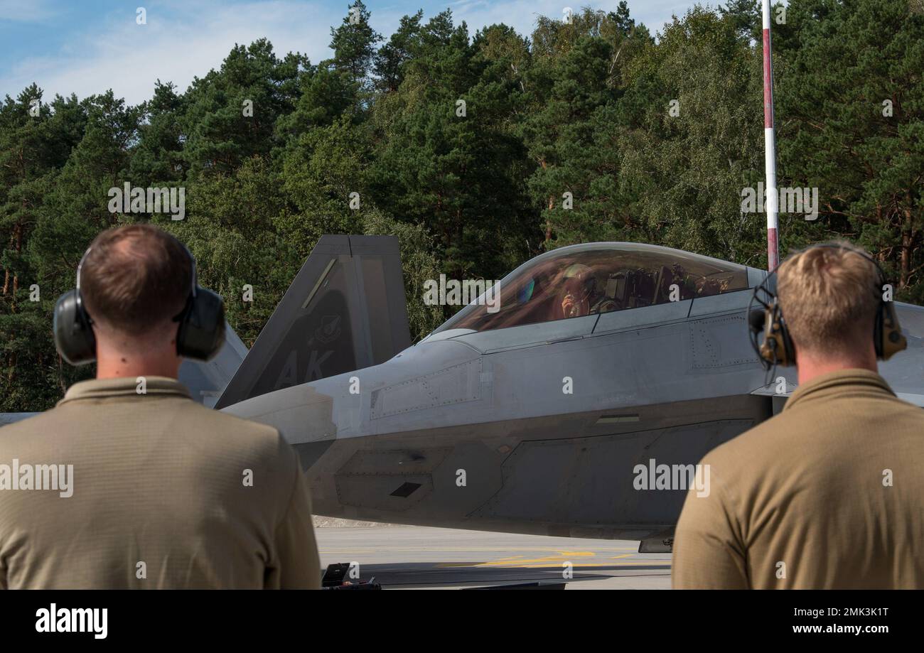 U.S. Air Force maintainers from the 90th Expeditionary Fighter Squadron ...