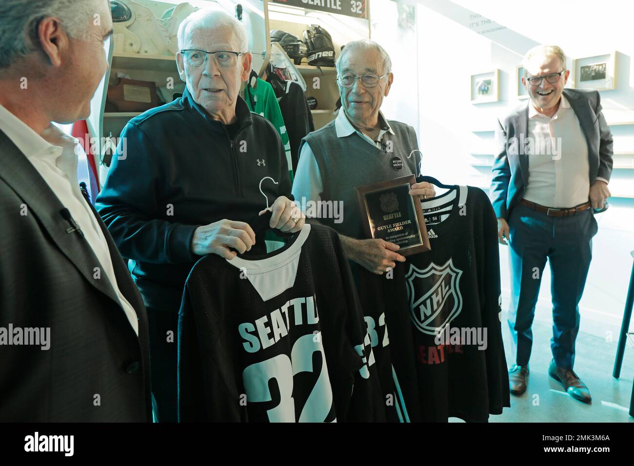 Guyle Fielder, second from right, and Jim Powers, second from left, who ...