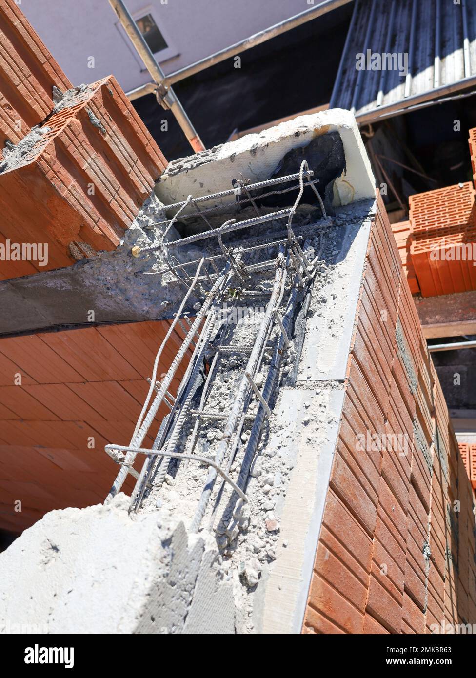 bungle in building a house Stock Photo - Alamy