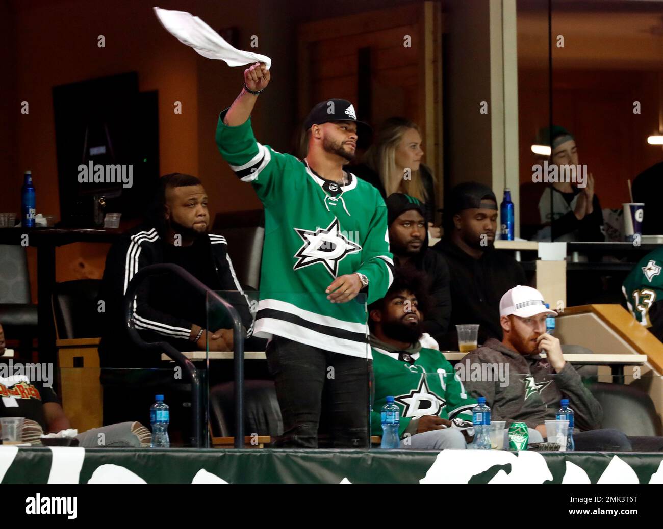 Dallas Cowboys quarterback Das Prescott stands and waves his rally ...