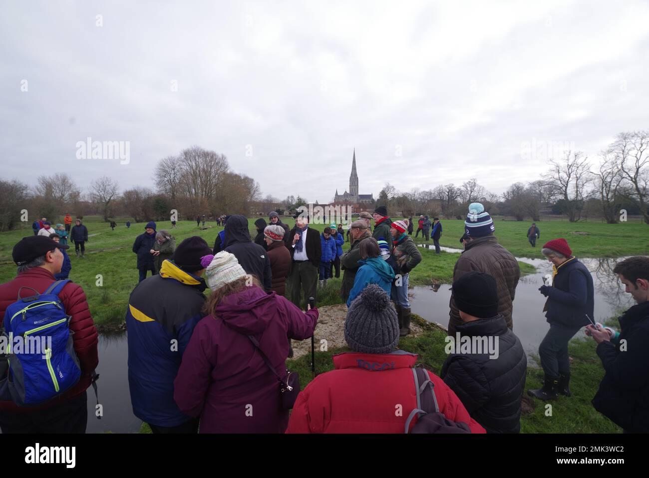 Salisbury water meadows drowning hi-res stock photography and images ...
