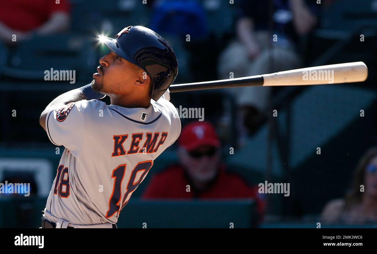 Houston Astros' Tony Kemp (18) bats against the Texas Rangers during ...