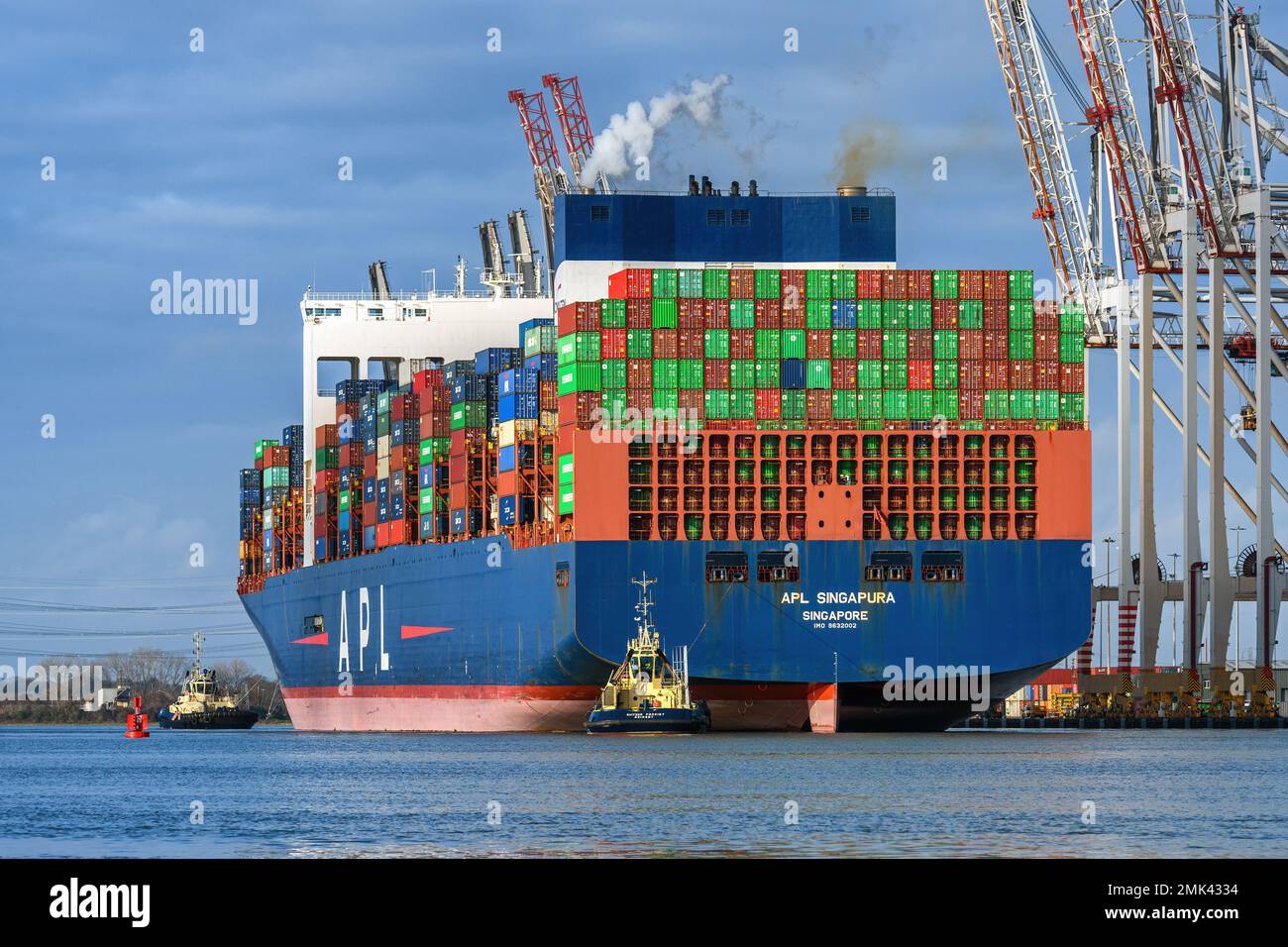 The CMA CGM container ship APL Singapura arriving at the Port of ...