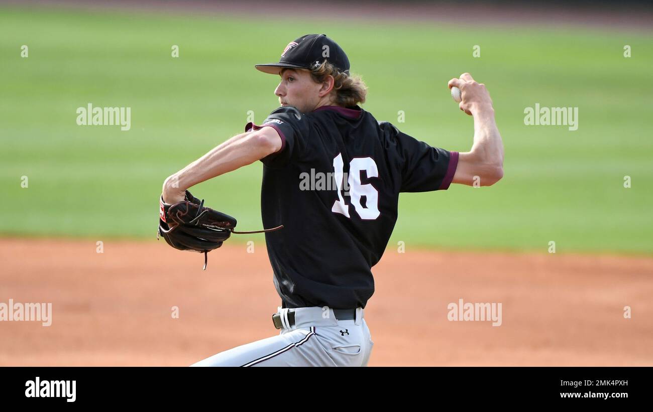 Southern Illinois Salukis Pitcher Matthew Steidl (16) during an NCAA ...