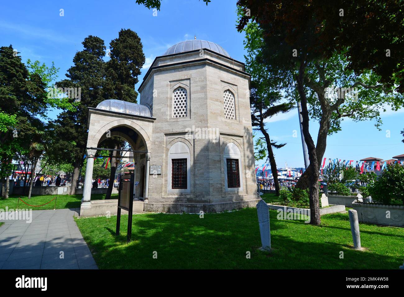 Sinan pasha tomb hi-res stock photography and images - Alamy