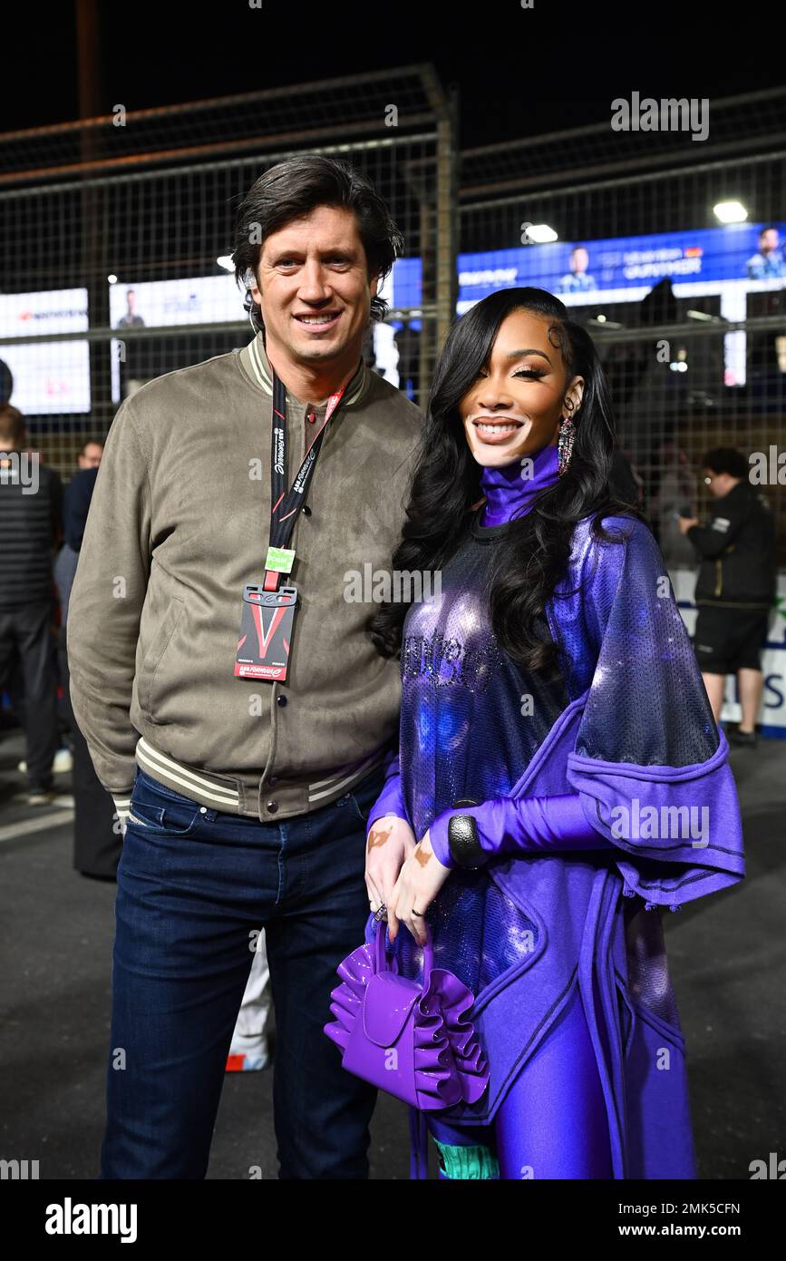 Vernon kay model hi-res stock photography and images - Alamy