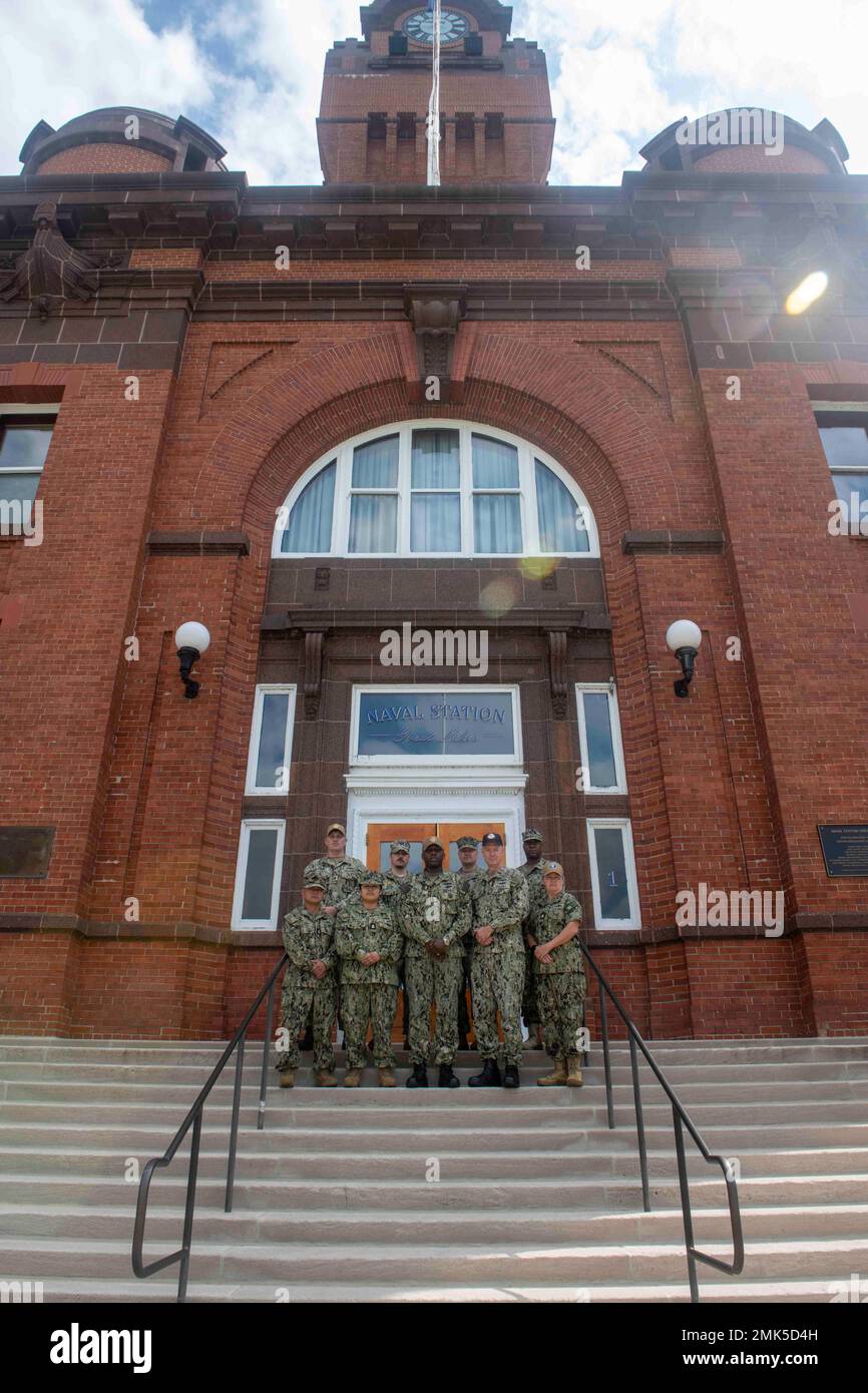 GREAT LAKES, Il. (Sep. 6, 2022) Chief Navy Counselor (select) Tray ...