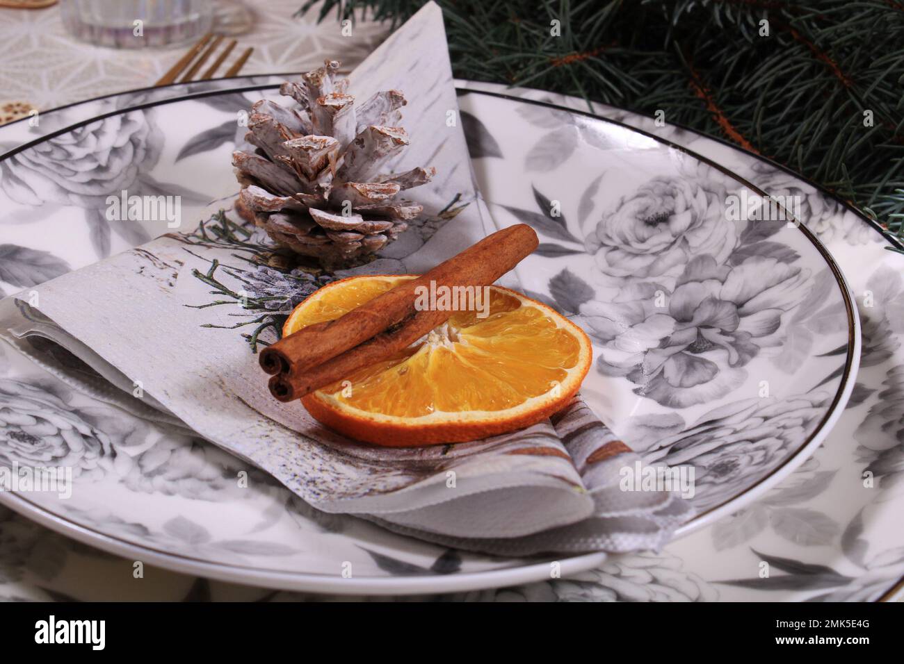 Xmastable hi-res stock photography and images - Alamy
