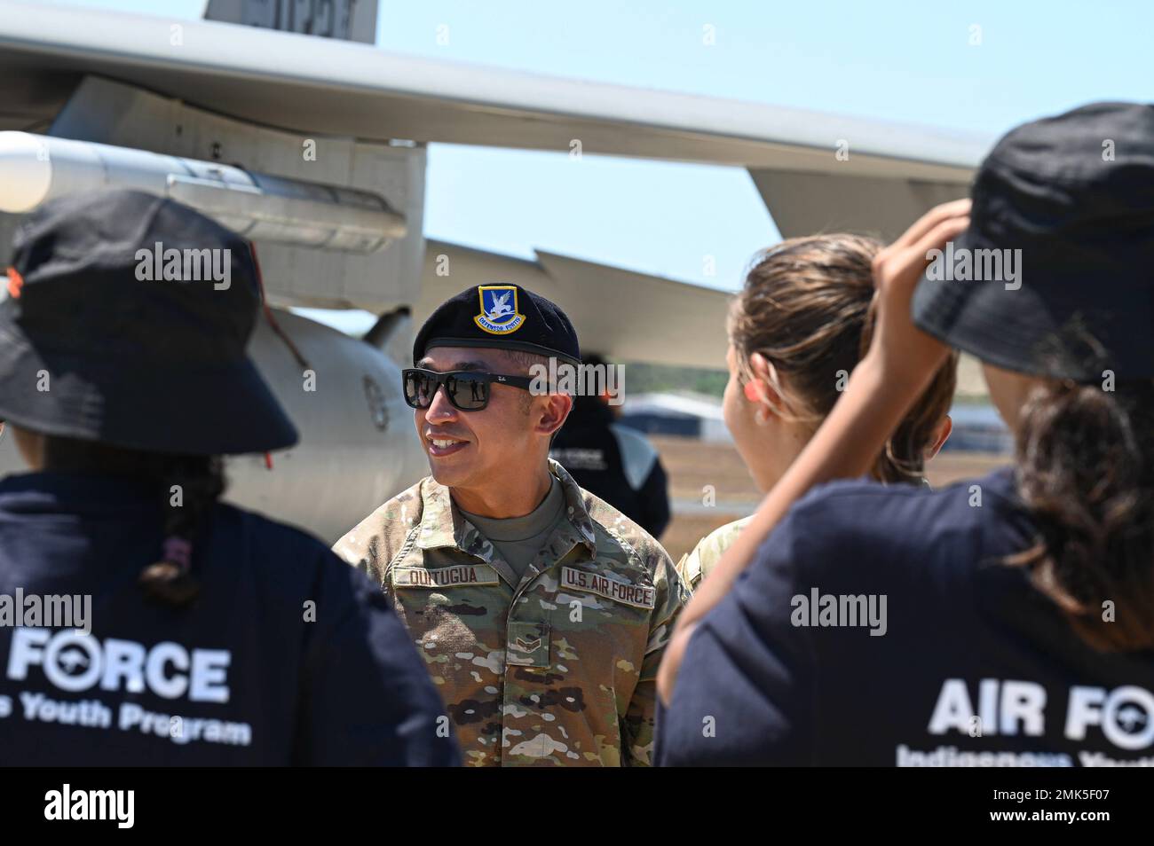 Raaf indigenous youth program hi-res stock photography and images - Alamy