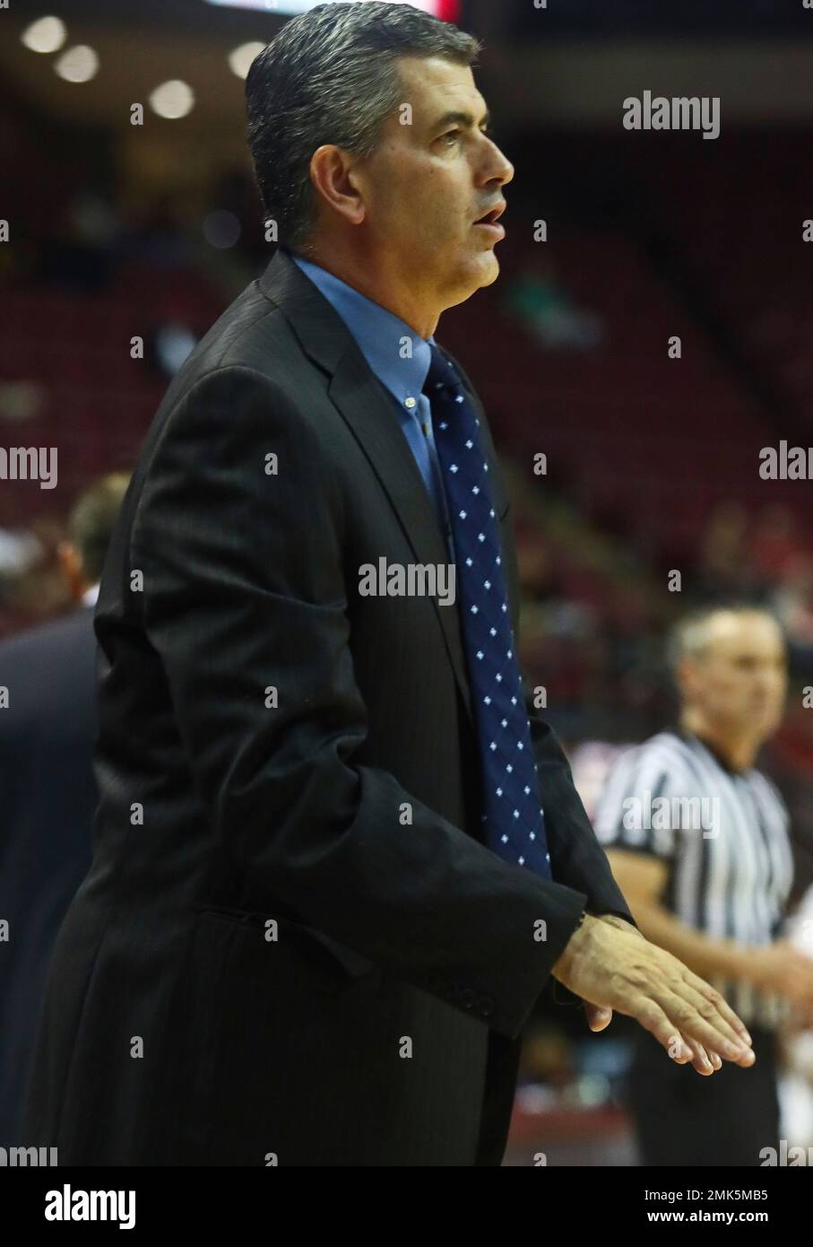 Troy assistant coach Mike Worley in the first half of an NCAA college ...