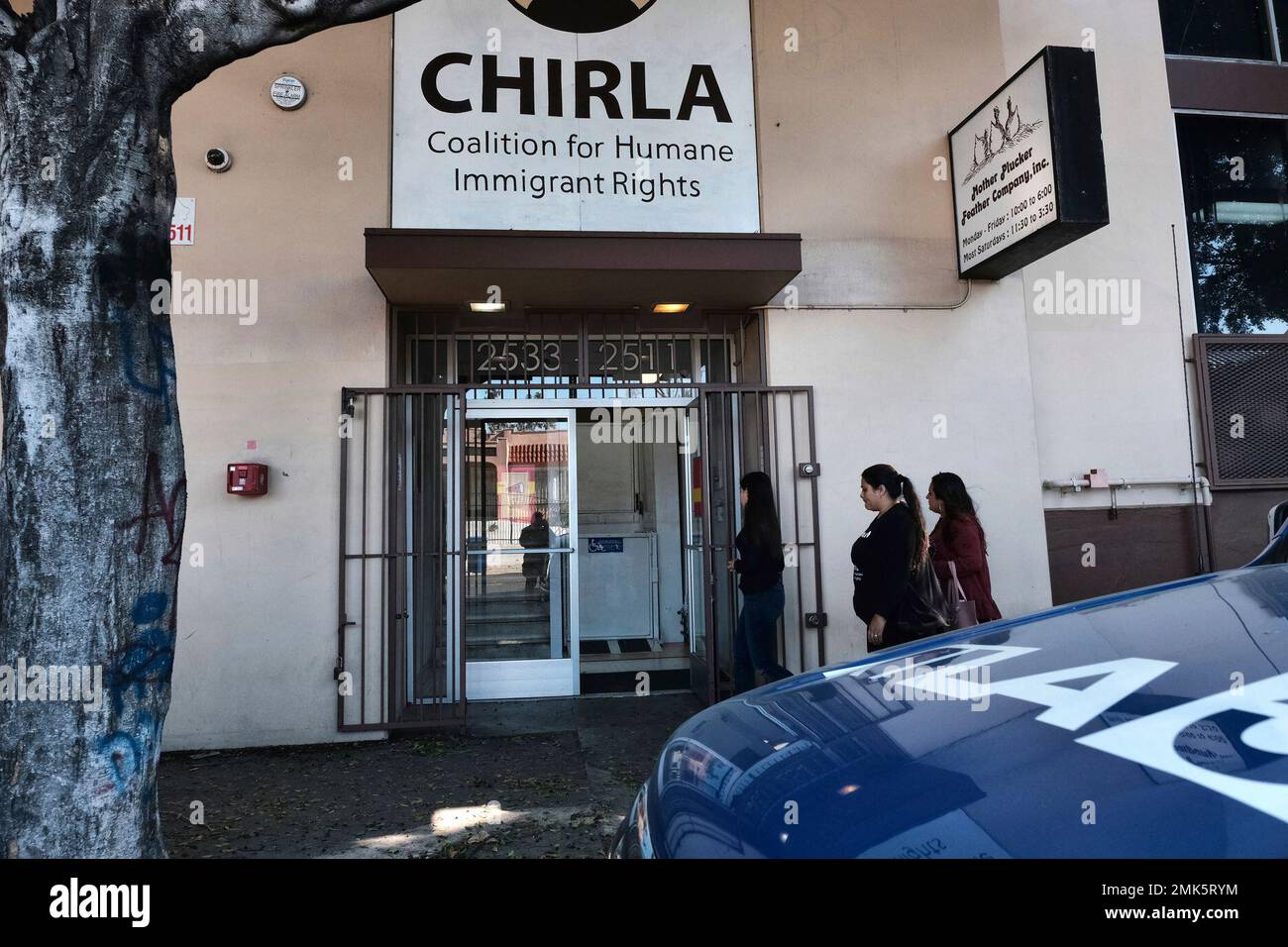People arrive at he Coalition for Humane Immigrant Rights of Los ...
