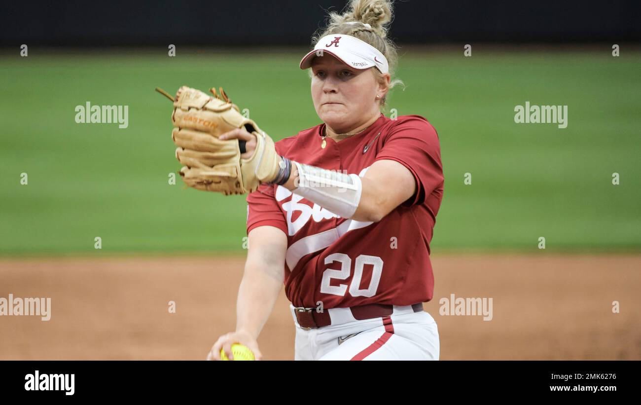 Alabama pitcher Sarah Cornell delivers to a batter during an NCAA ...