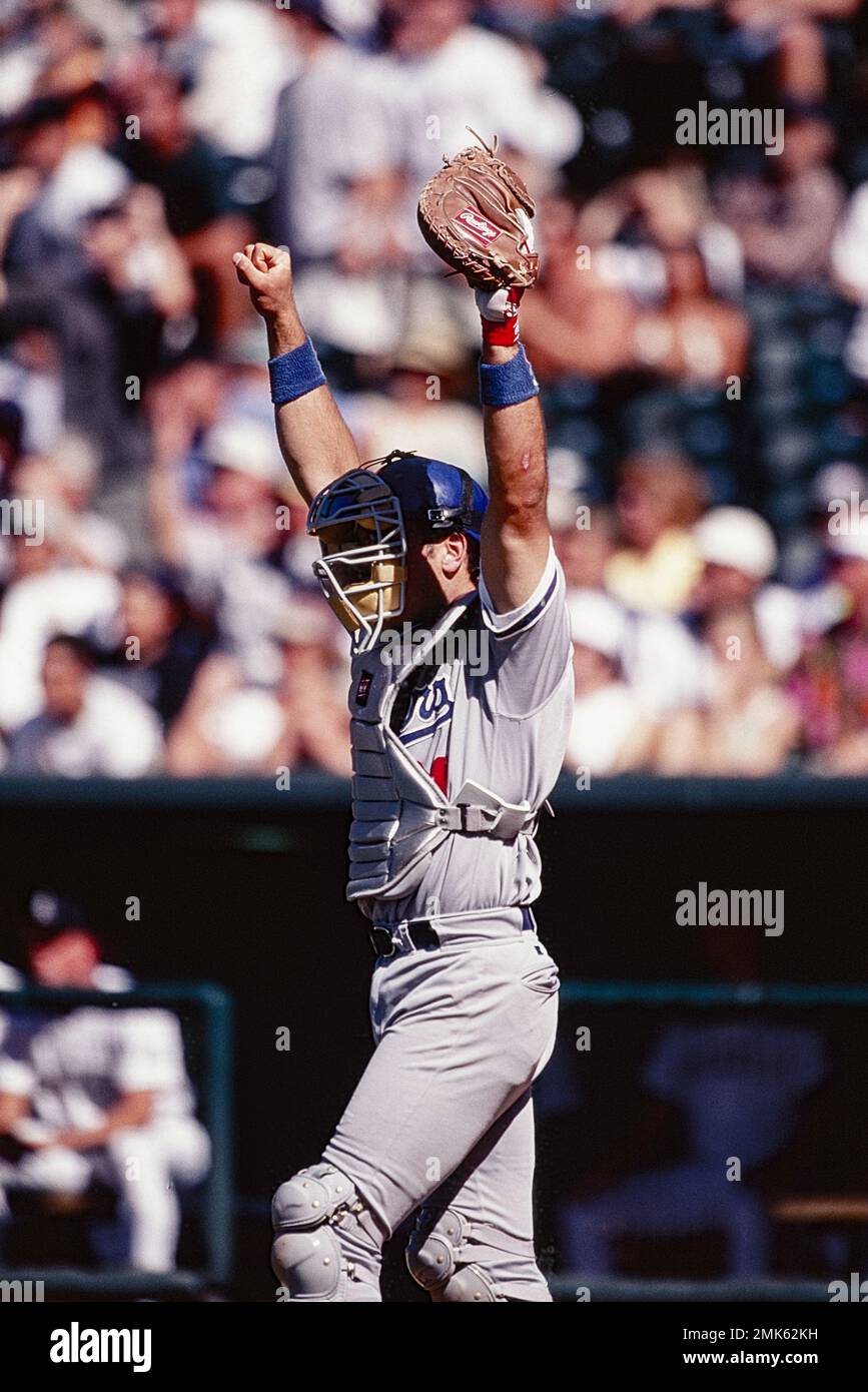 Mike piazza 1997 hi-res stock photography and images - Alamy