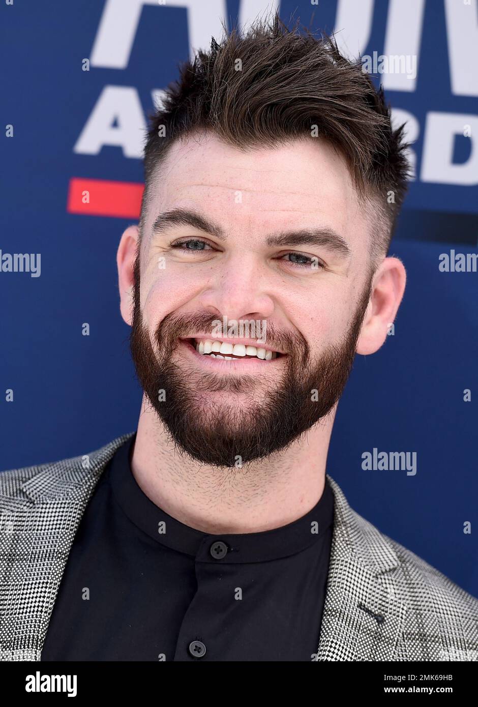 Dylan Scott arrives at the 54th annual Academy of Country Music Awards ...