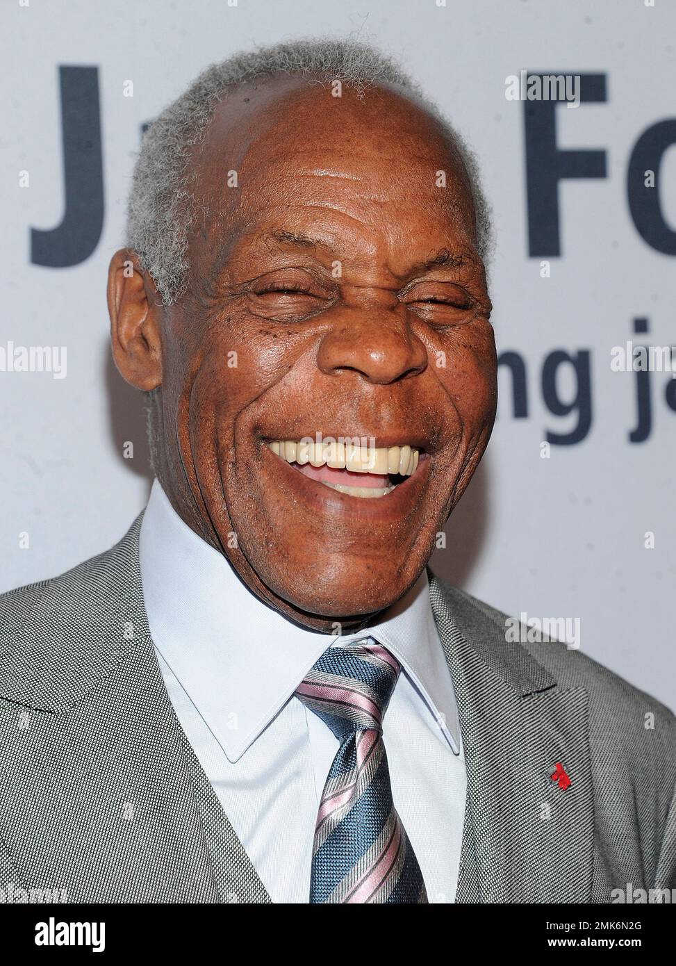 Danny Glover walks the red carpet at the Jazz Foundation of America's ...