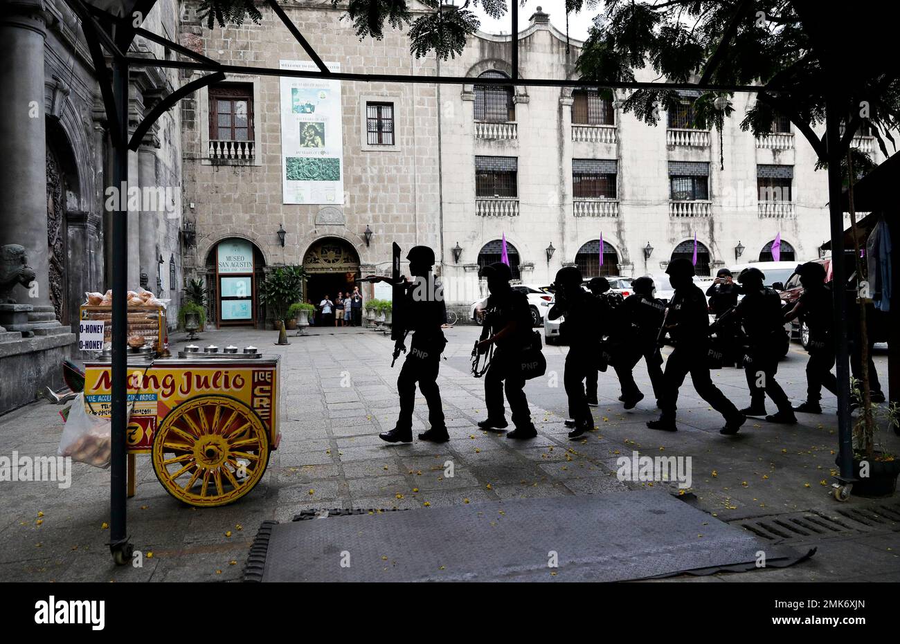 Special operations teams conduct security drills outside the San ...